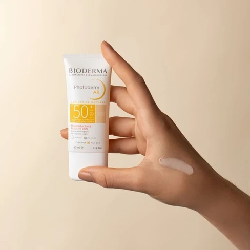 Bioderma Photoderm Ar SPF50+ Protector solar antirojeces con color ...