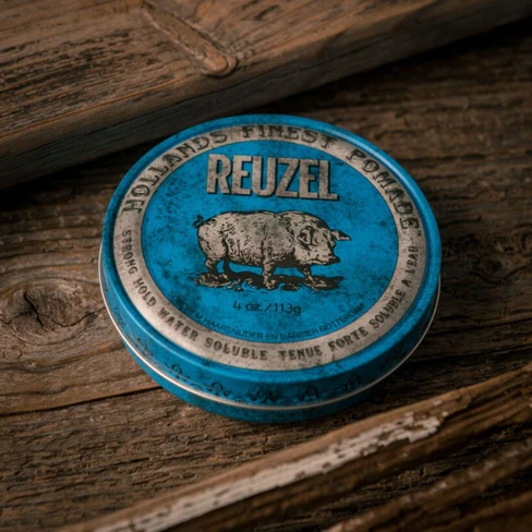 Reuzel Pomada Azul - Fijación Fuerte Soluble En Agua Alto Brillo ...