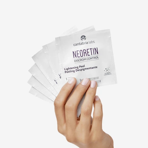 Neoretin Peeling éclaircissant Discrom Control - SweetCare France