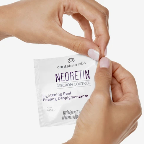 Neoretin Peeling éclaircissant Discrom Control - SweetCare France