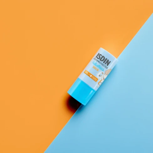 Isdin Fotoprotector Pediatrics Stick Sunscreen - SweetCare United States