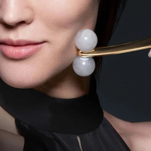 Clarins Precious the Roll-On Facial Massage - SweetCare Aruba