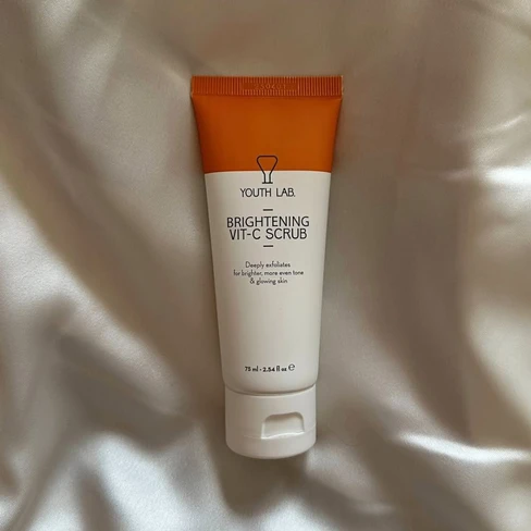 Youth Lab Brightening Vit-C Scrub for Glowing Skin - SweetCare Azerbaijan
