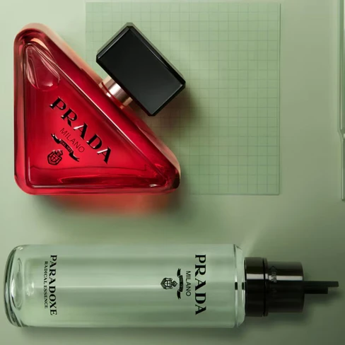Prada Paradoxe Radical Essence Parfum - SweetCare Romania