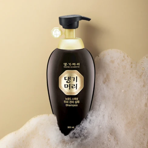 Daeng Gi Meo Ri New Gold Special Strengthening Shampoo - SweetCare ...