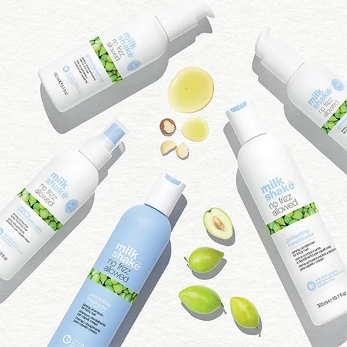 milk_shake No Frizz Allowed Spray Anti-Humidity - SweetCare India